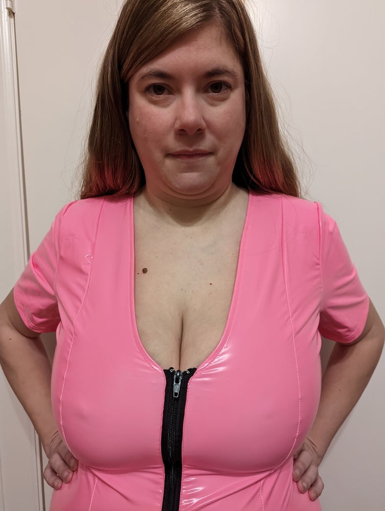 Bursting Out 18 Pics Xhamster