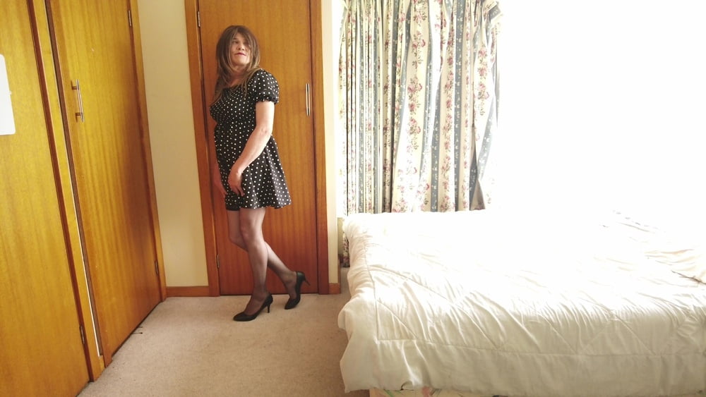 Crossdress Striptease Poka Dot Dress 26 Pics Xhamster